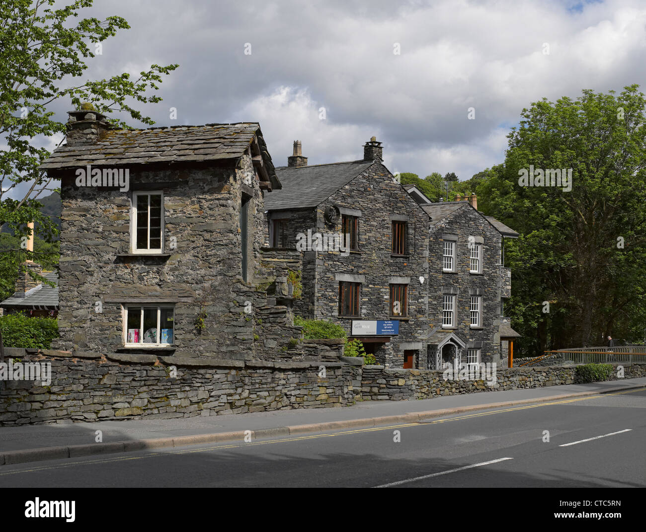 Ambleside bridge house hi-res stock photography and images - Alamy
