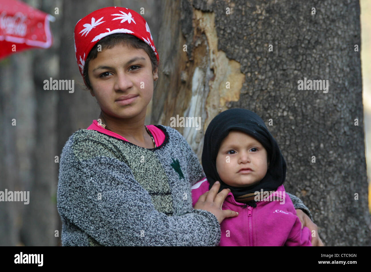 Begging street children hi-res stock photography and images - Alamy