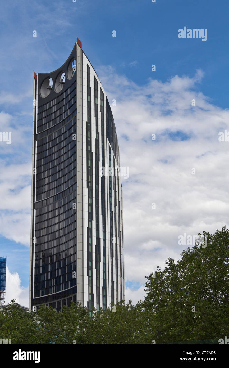 Uk architecture hi-res stock photography and images - Alamy