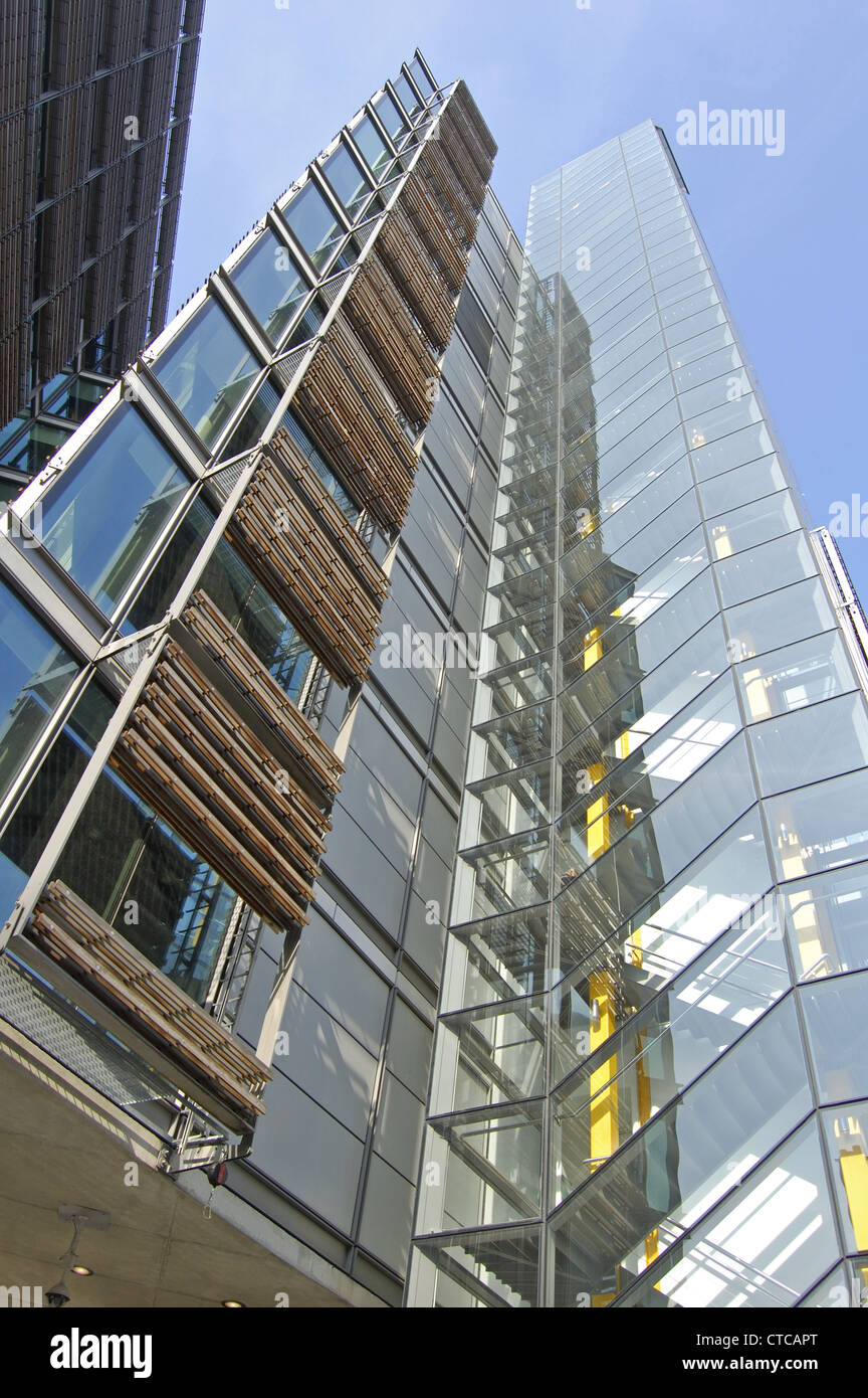 Modern office tower in Paddington, London, England Stock Photo - Alamy