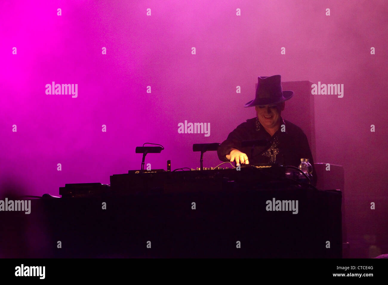 Boy George Dj-set Stock Photo - Alamy