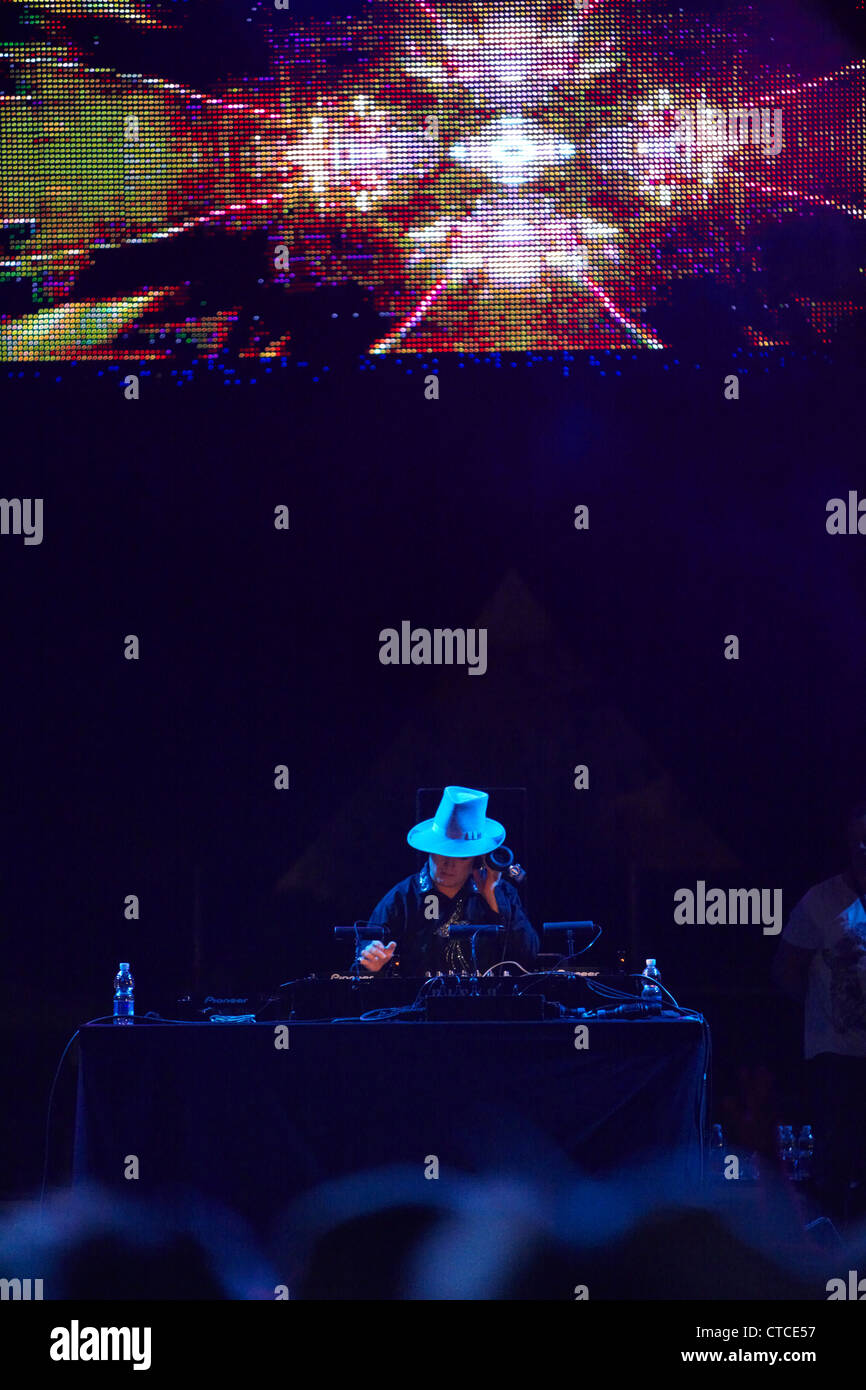 Boy George Dj-set Stock Photo - Alamy