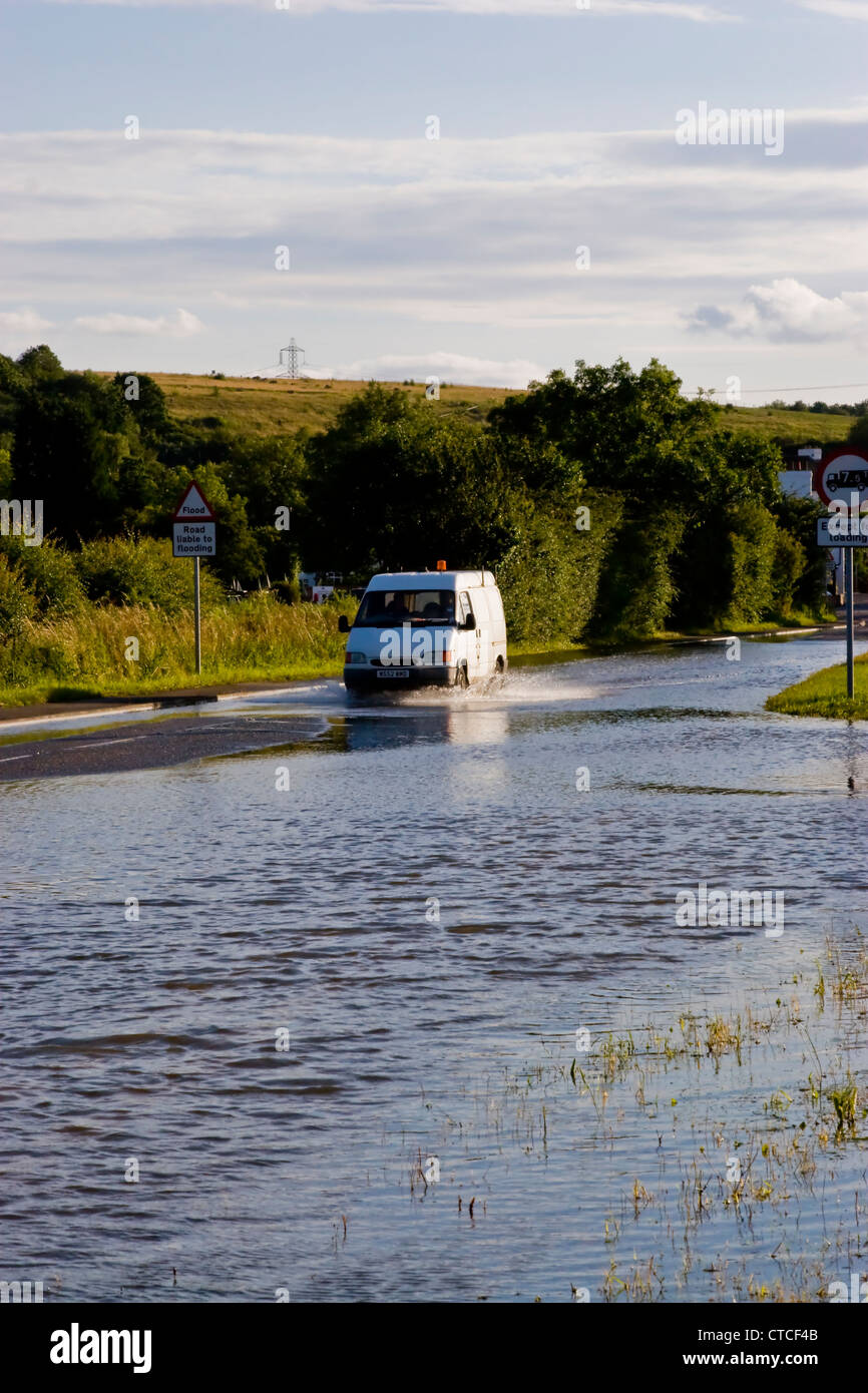 Flooded road at Mountsorrel due to river soar bursting its banks Stock ...
