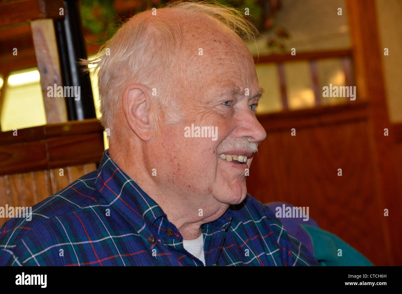 portrait of a senior citizen Stock Photo - Alamy