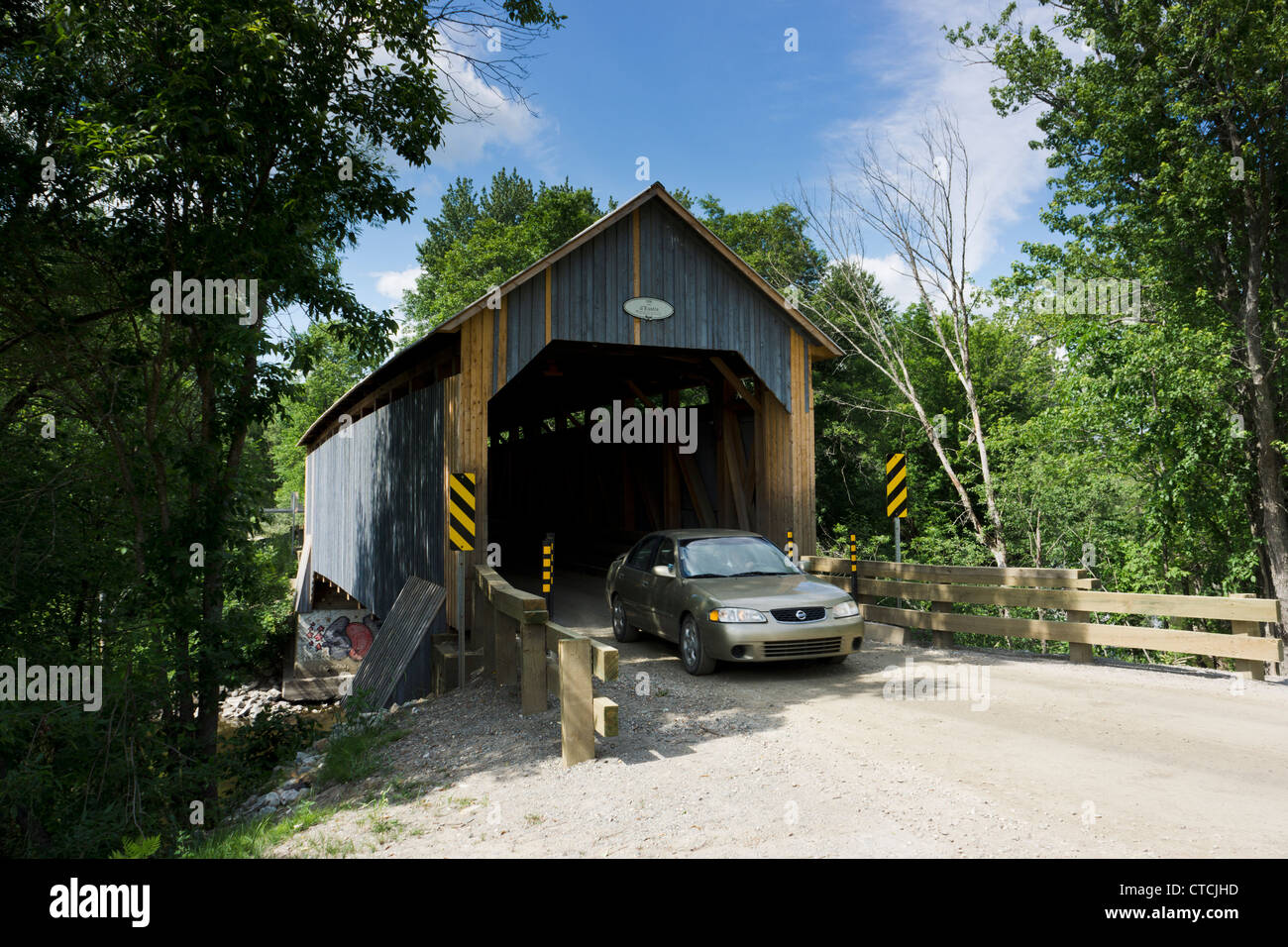 Pont d'Eustis covered bridge near Compton, Estrie region, Quebec ...