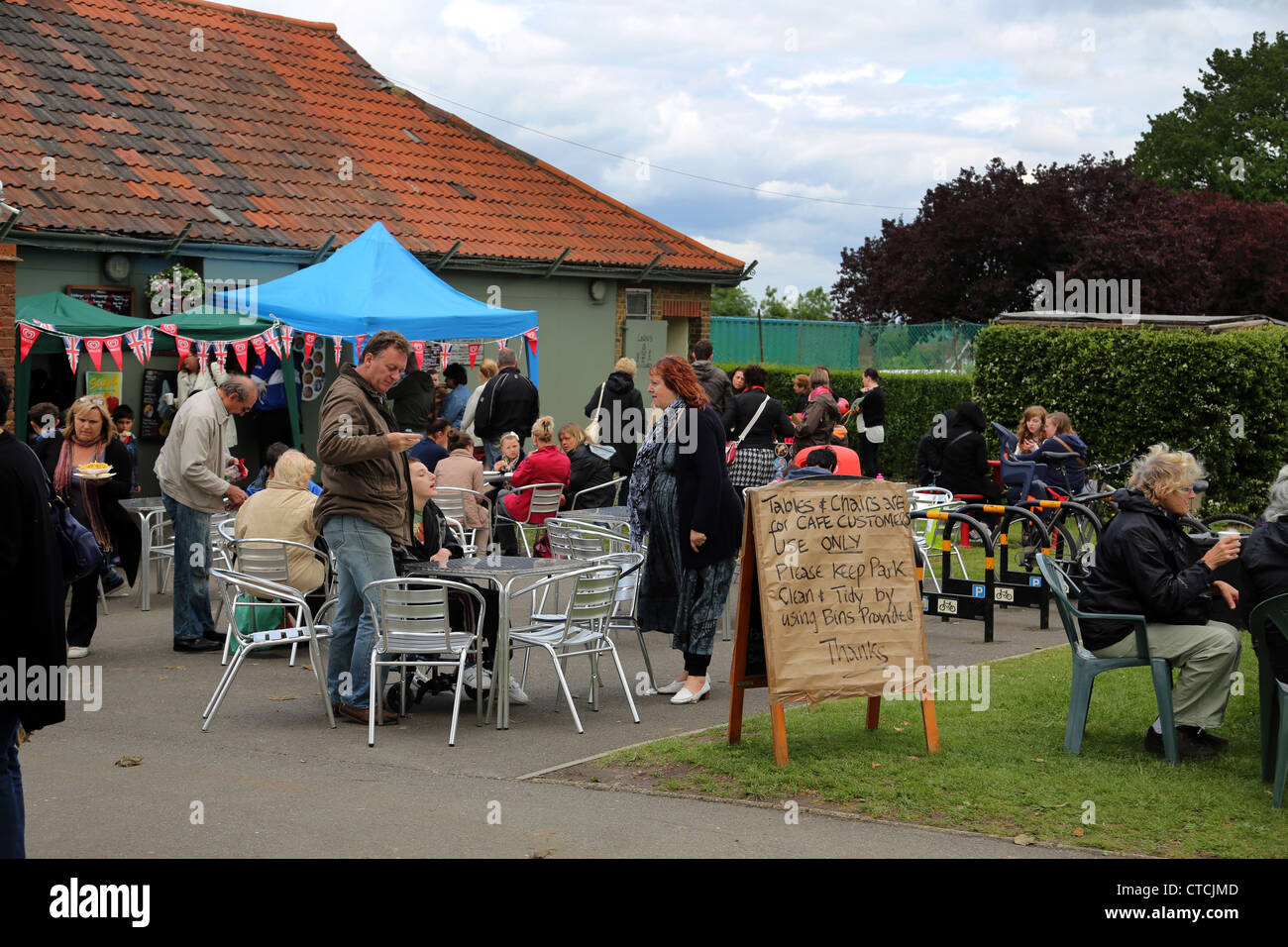 Cheam hi-res stock photography and images - Alamy