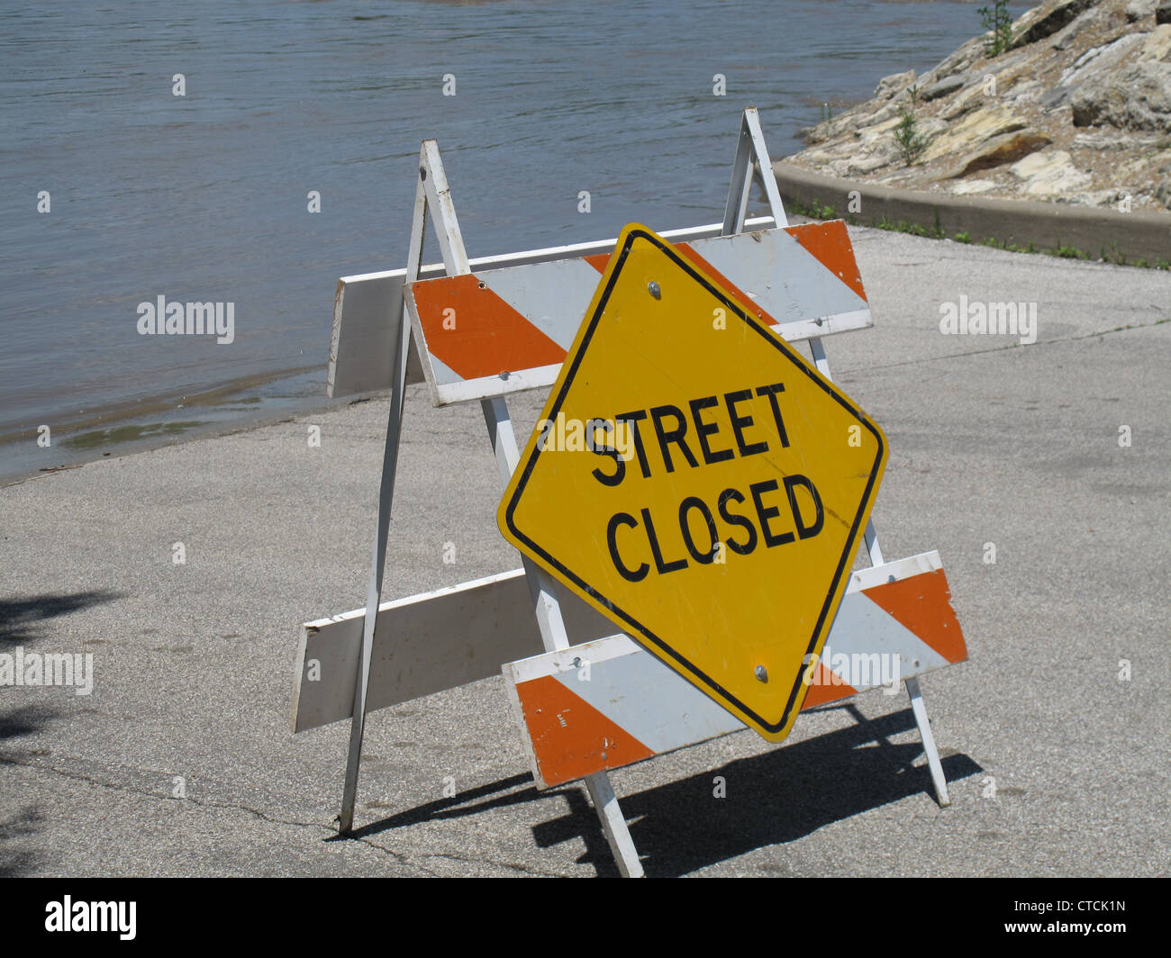 Street Closed sign on a flooded road Stock Photo - Alamy