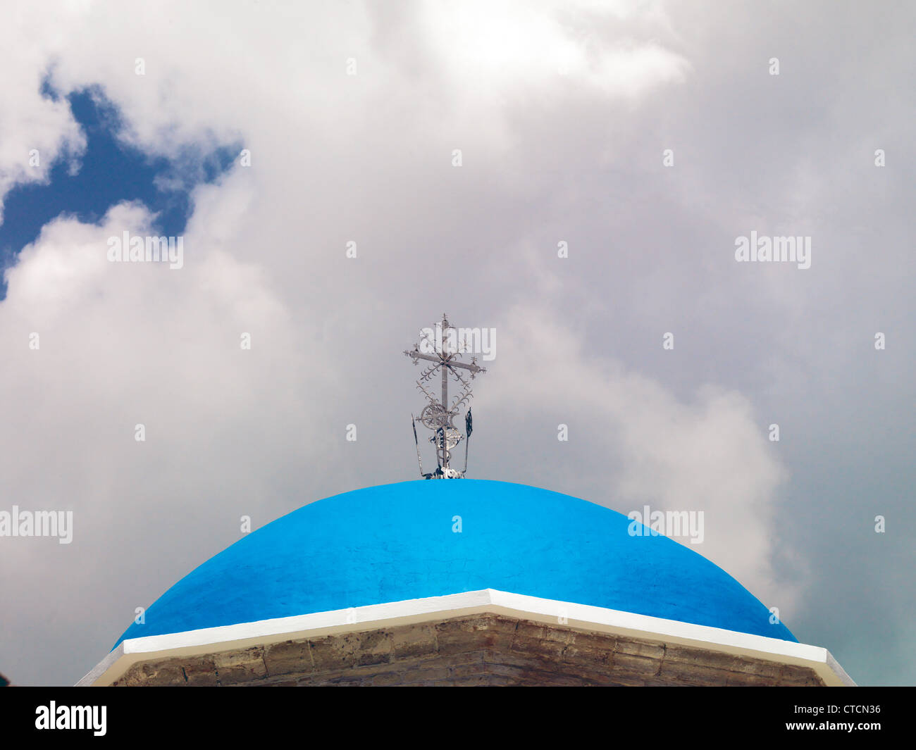 Dome cross hi-res stock photography and images - Alamy