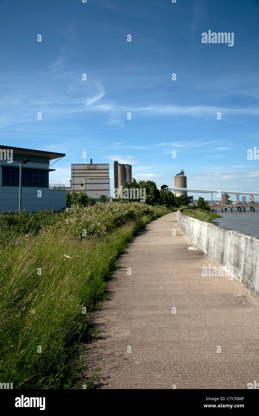 river thames erith london england Stock Photo - Alamy