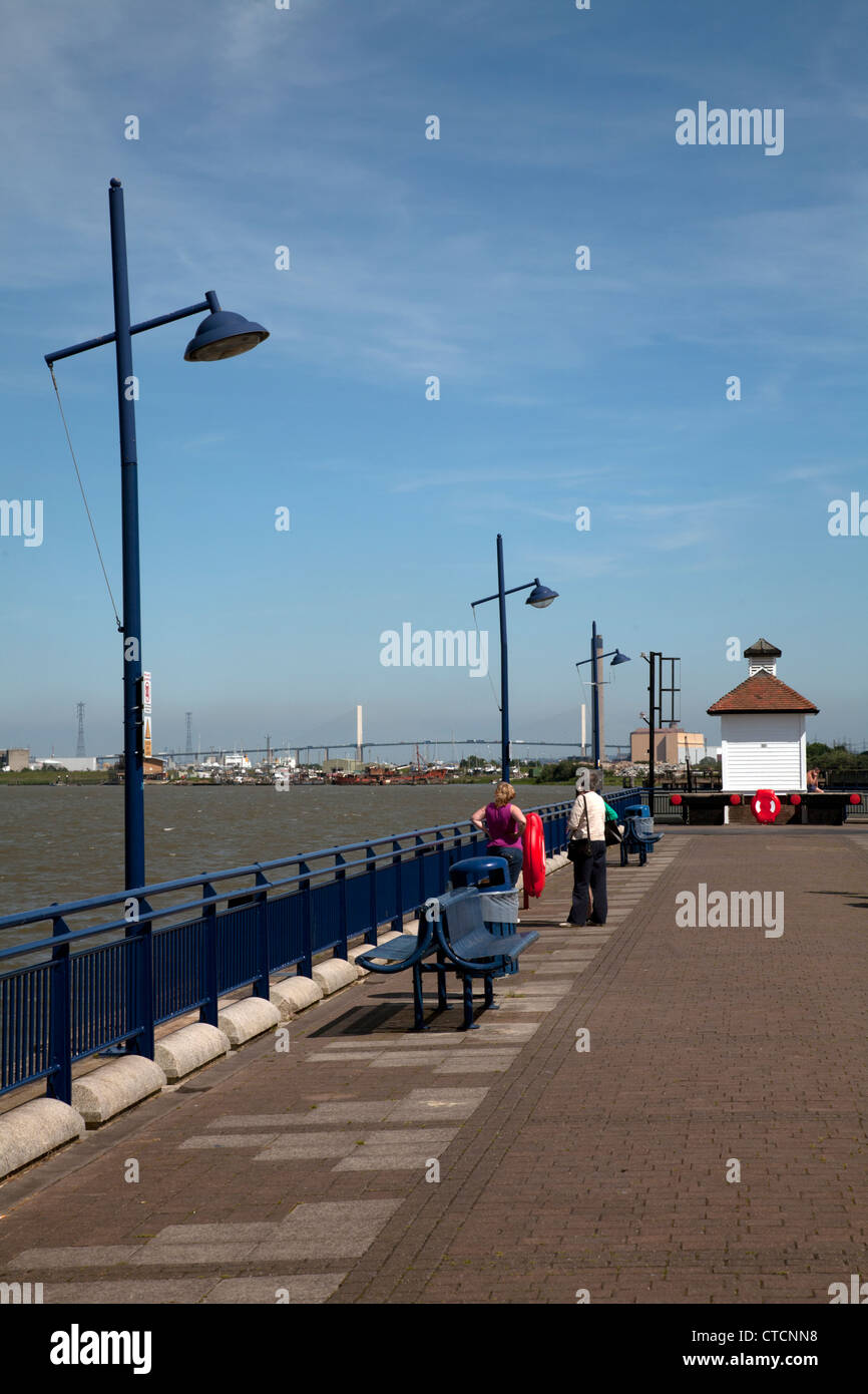 Erith pier hi-res stock photography and images - Alamy