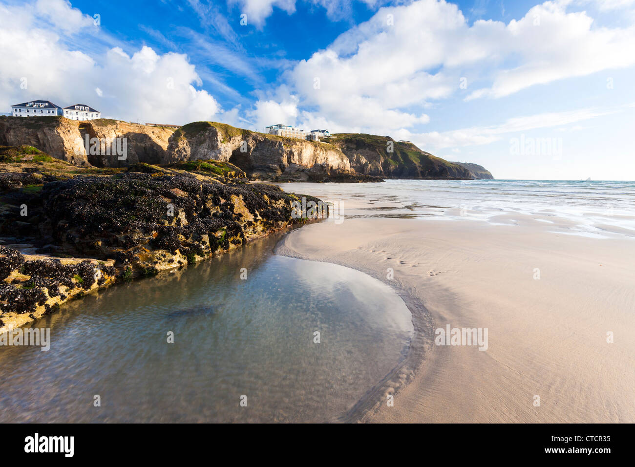 Rock pools cornwall hi-res stock photography and images - Alamy