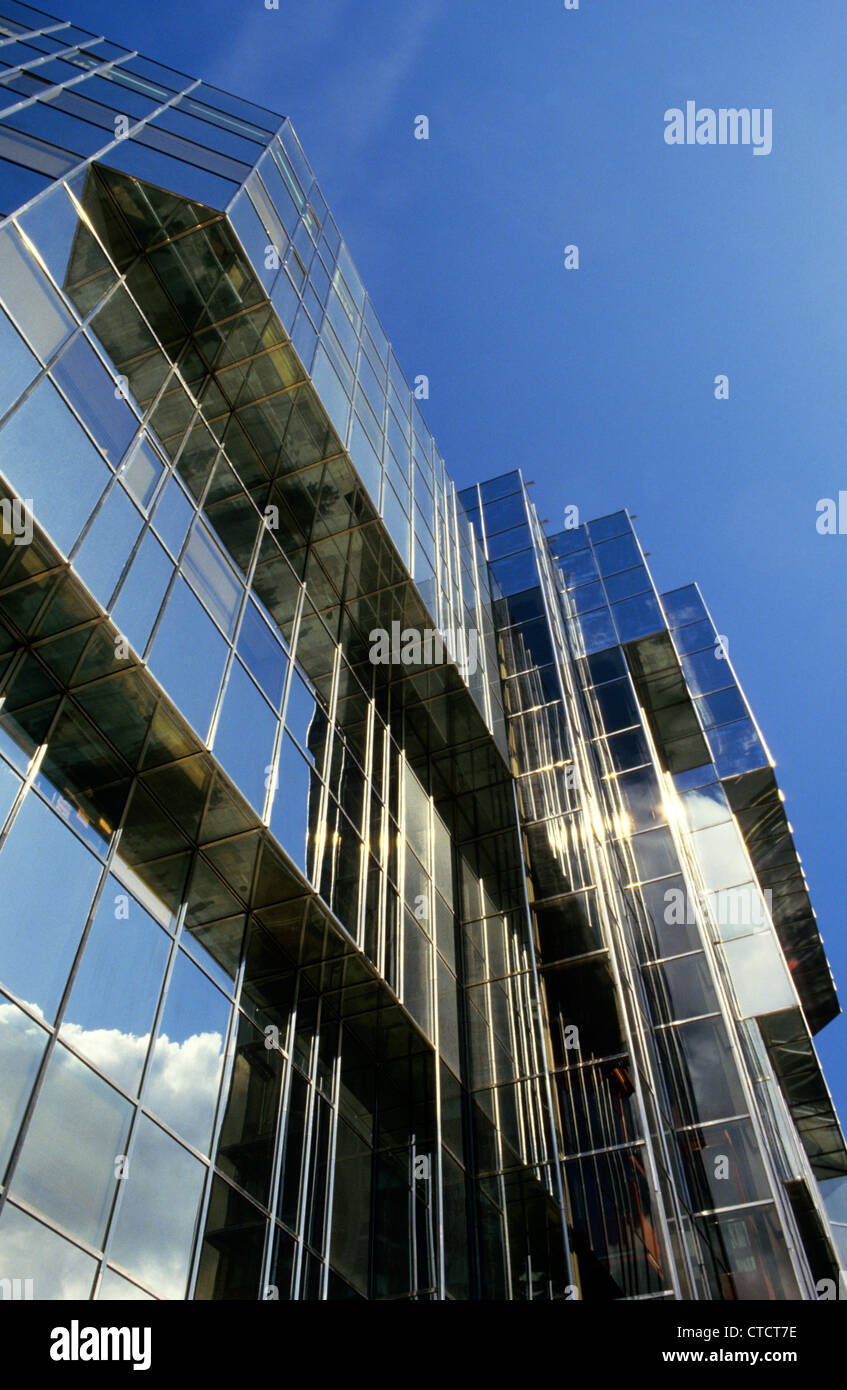 Modern office tower window wall, Euston, London, UK Stock Photo - Alamy
