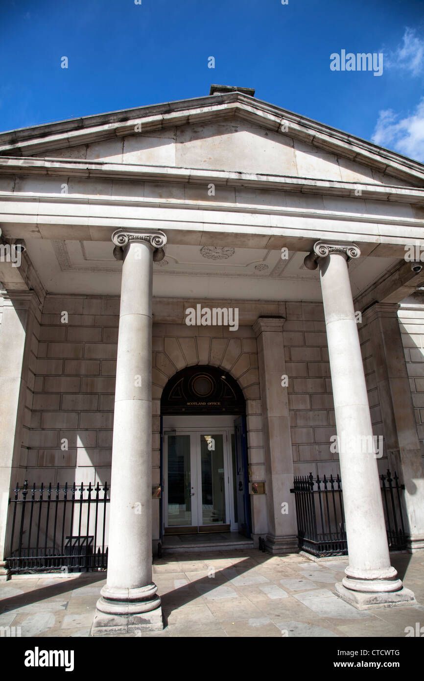 Dover house hi-res stock photography and images - Alamy