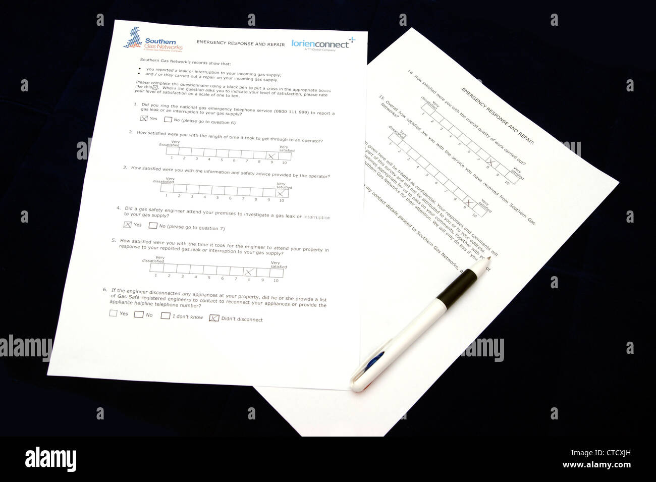 Incoming papers hi-res stock photography and images - Alamy