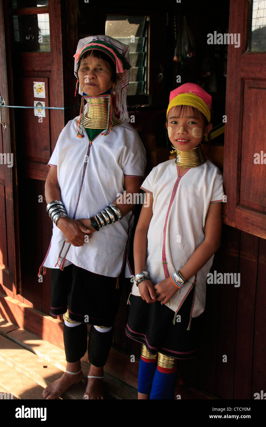 Long-necked woman and girl from Padaung Tribe, Inle lake, Shan state ...