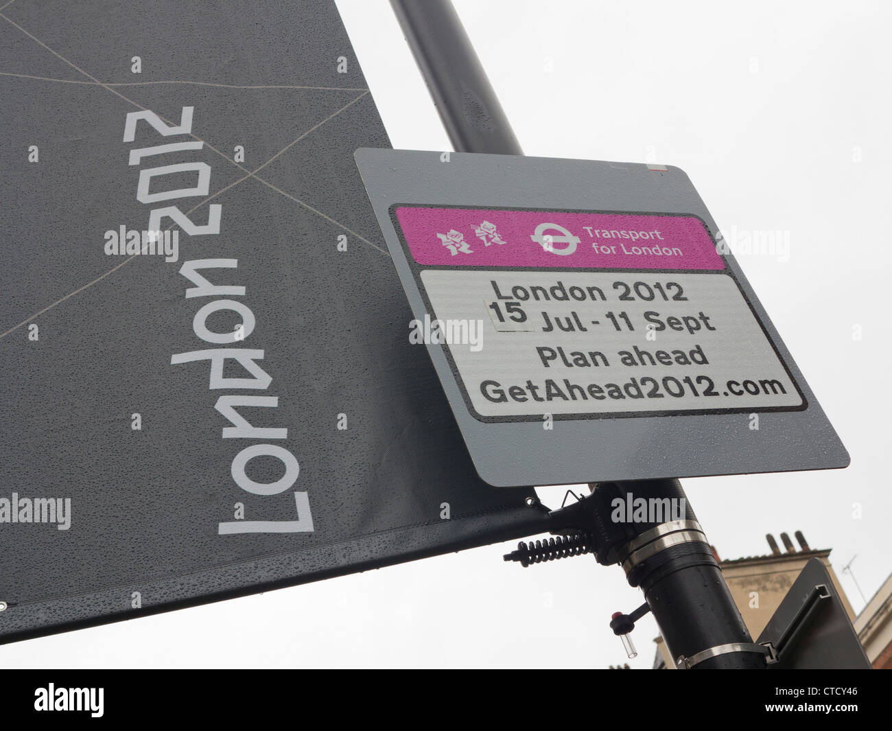 2012 bus hi-res stock photography and images - Alamy