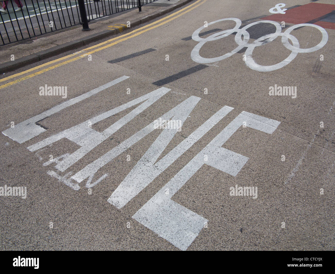 2012 bus hi-res stock photography and images - Alamy