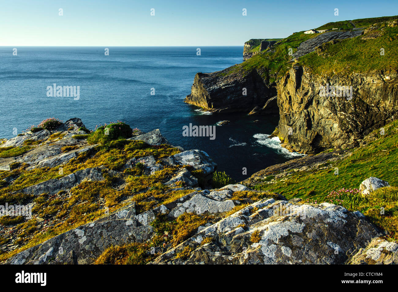 North cornwall cliff top path hi-res stock photography and images - Alamy
