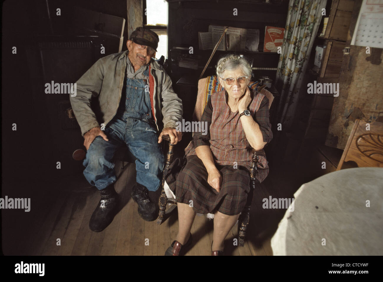 Old farming couple hi-res stock photography and images - Alamy