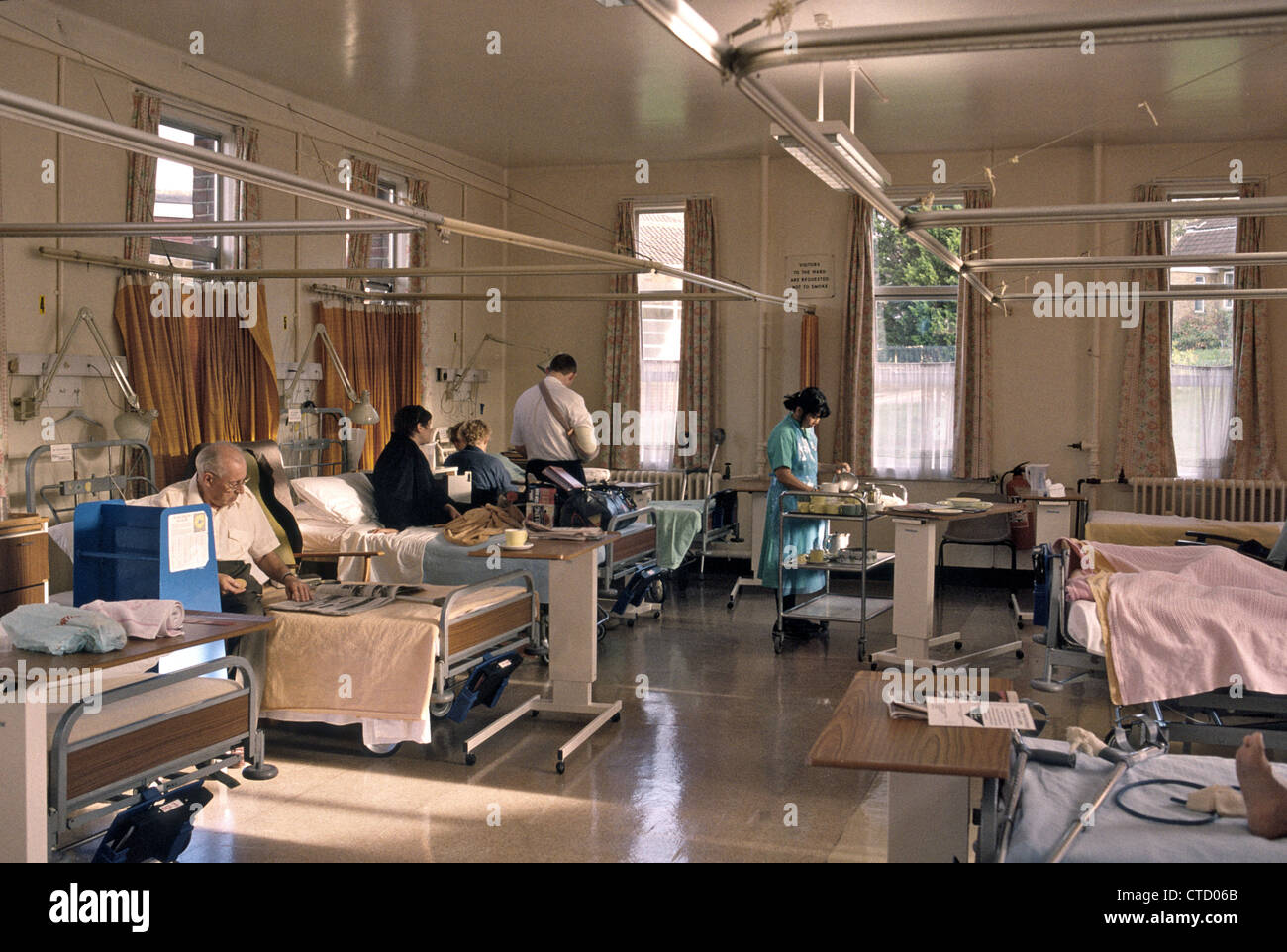 Nhs hospital ward beds hi-res stock photography and images - Alamy
