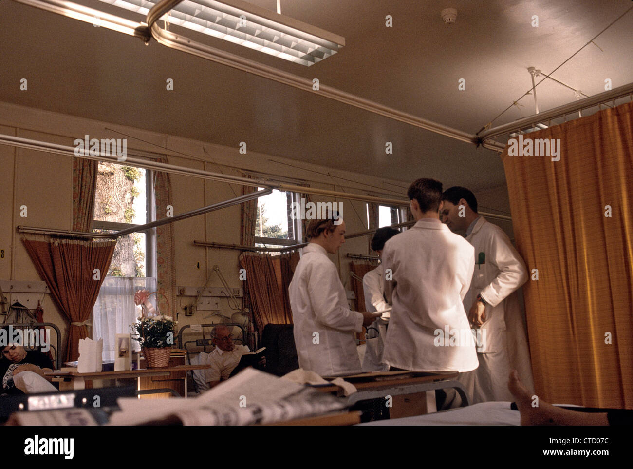 Medical student nhs hi-res stock photography and images - Alamy