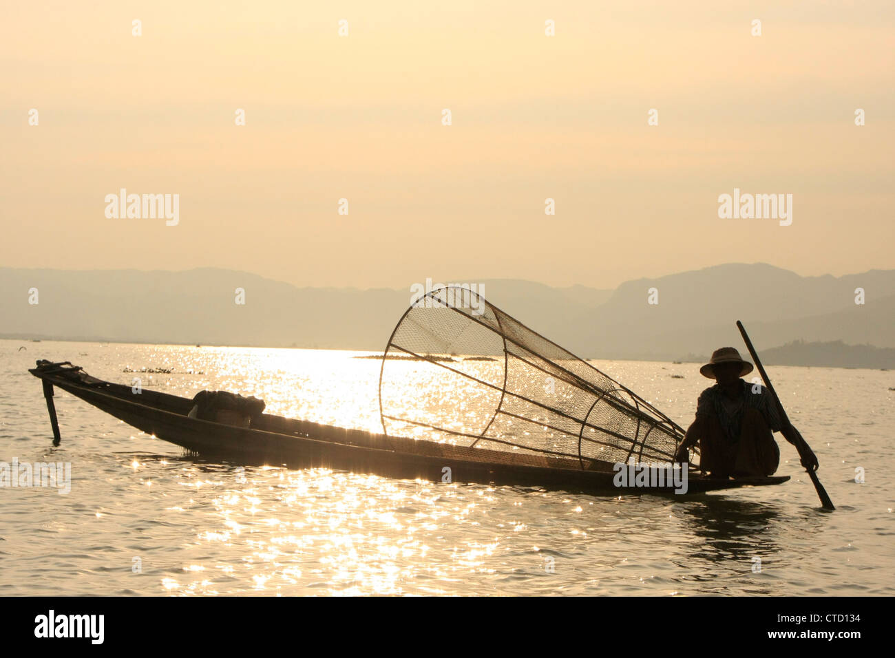 Inle lake fisherman at sunset, Shan state, Myanmar, Southeast Asia ...
