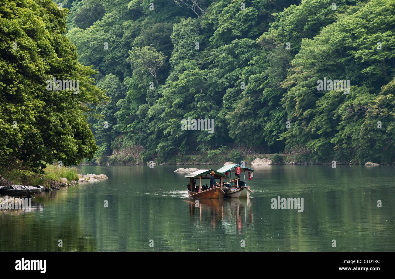 River boat restaurant japan hi-res stock photography and images - Alamy