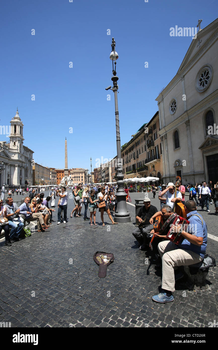 Picturesque fountain of the four rivers hi-res stock photography and ...