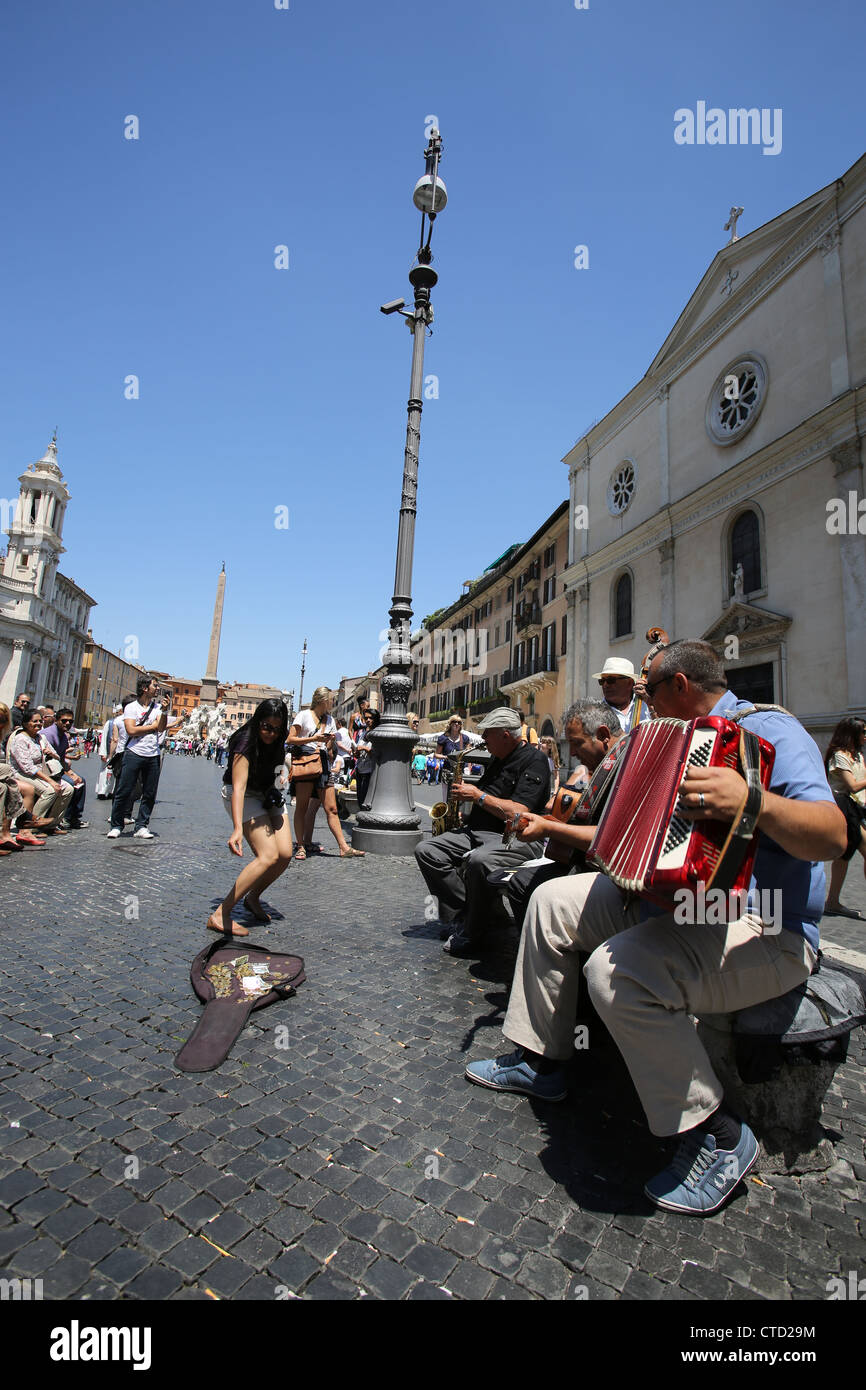 Picturesque fountain of the four rivers hi-res stock photography and ...