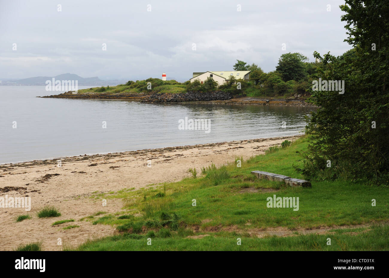 Silver sands beach aberdour hi-res stock photography and images - Alamy
