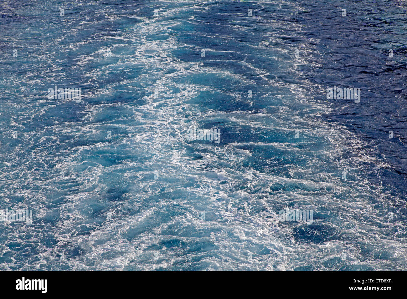 Ocean water sea spume waves hi-res stock photography and images - Alamy