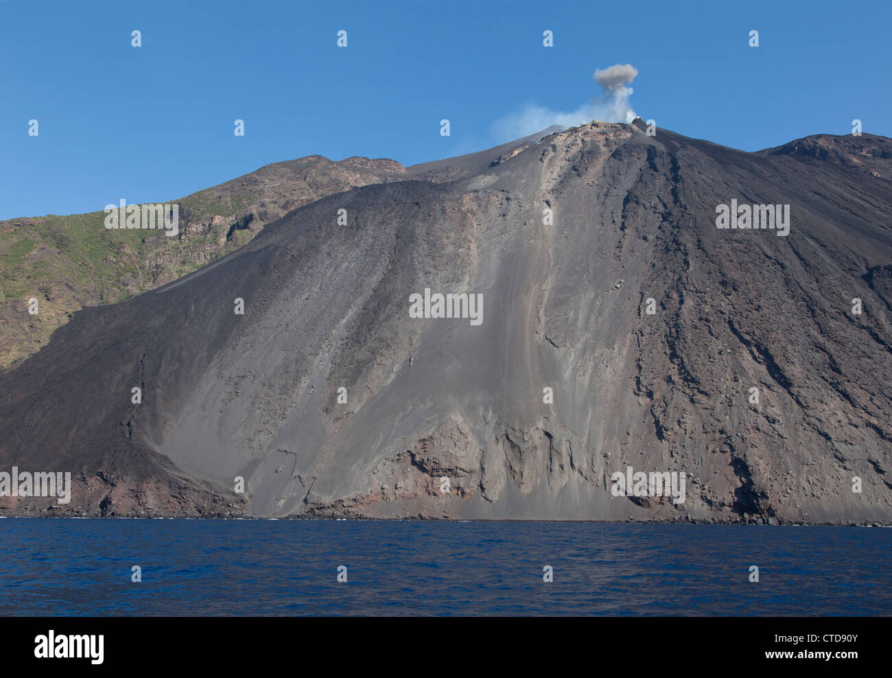 Vulkane volcano hi-res stock photography and images - Alamy