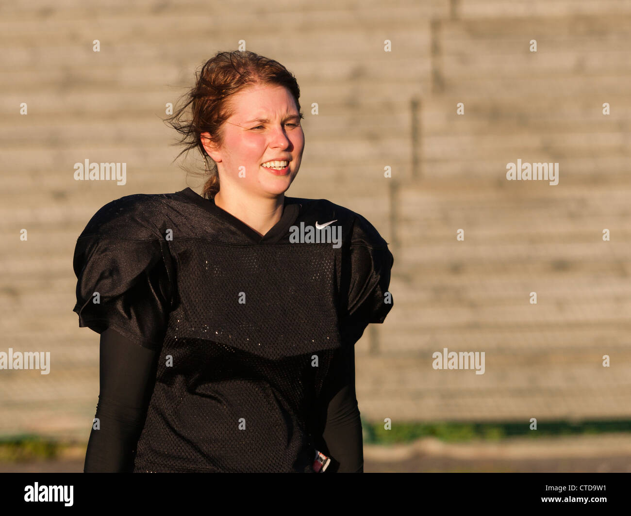 Female american footballer hi-res stock photography and images - Alamy