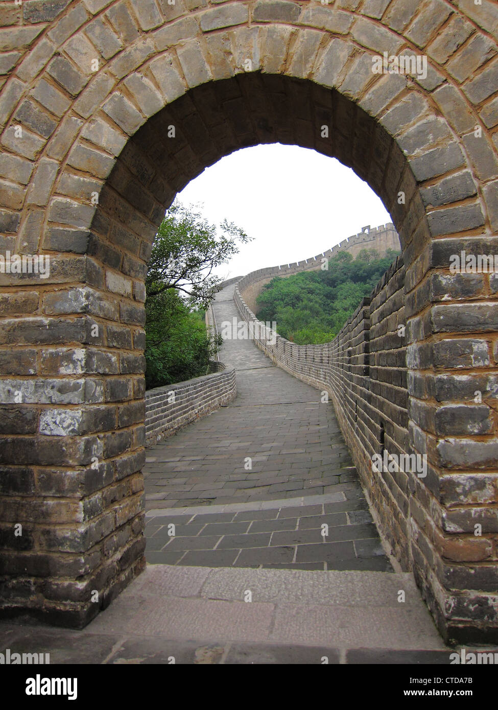 The great wall of china arch hi-res stock photography and images - Alamy