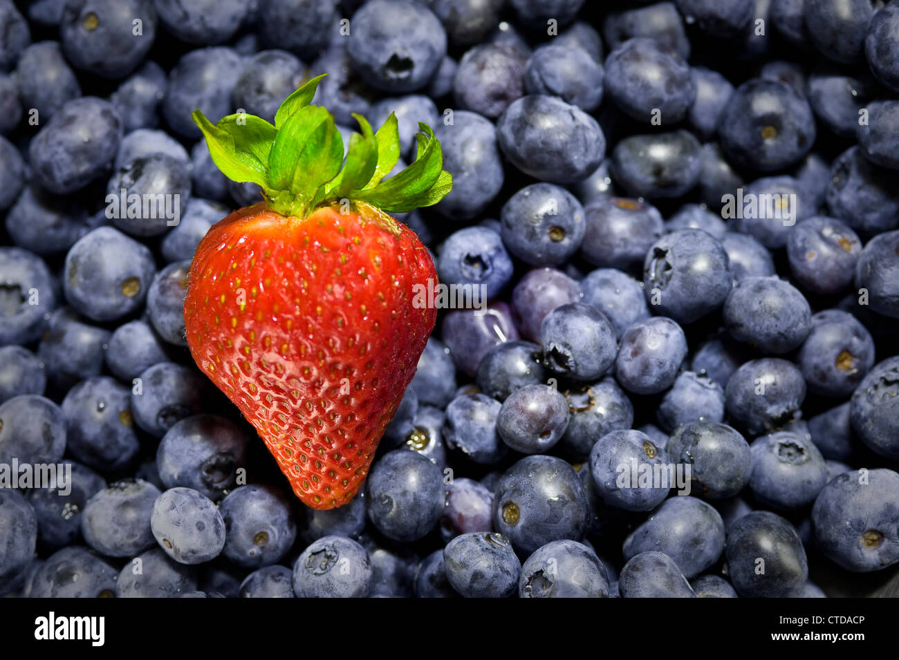 Strawberry & Blueberries Stock Photo - Alamy