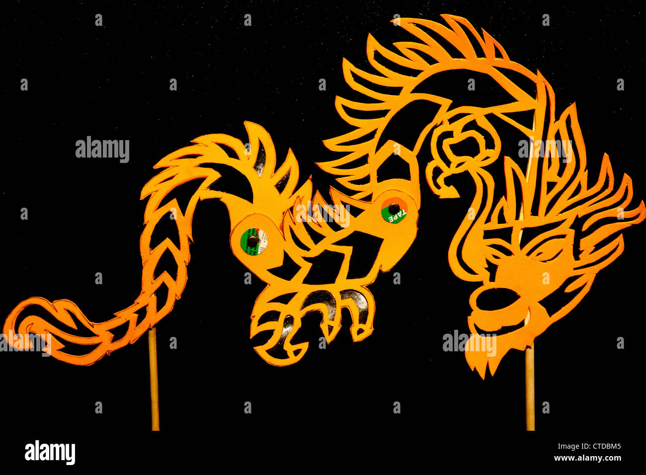 Dragon puppet hi-res stock photography and images - Alamy