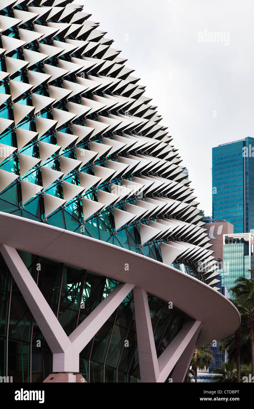 Architecture esplanade theatre in singapore hi-res stock photography ...
