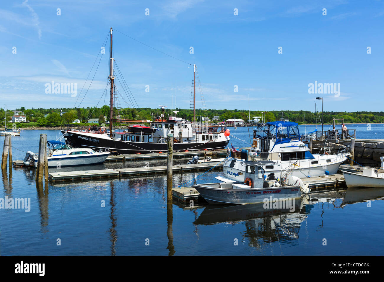 Dock in belfast harbour hi-res stock photography and images - Alamy