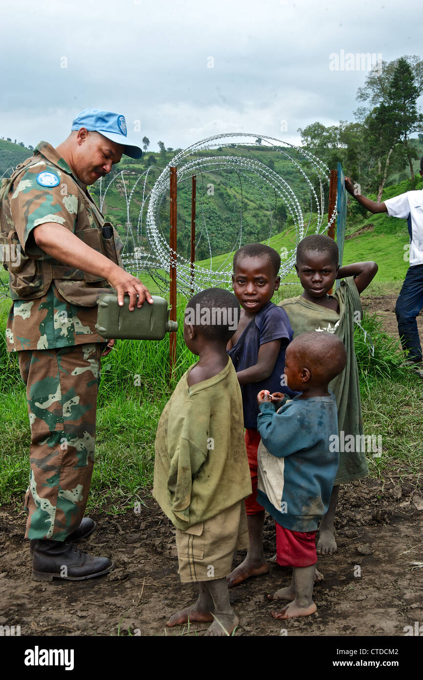 Soldier children arms hi-res stock photography and images - Alamy