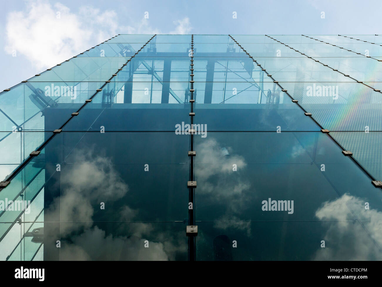 Diffraction of light hi-res stock photography and images - Alamy