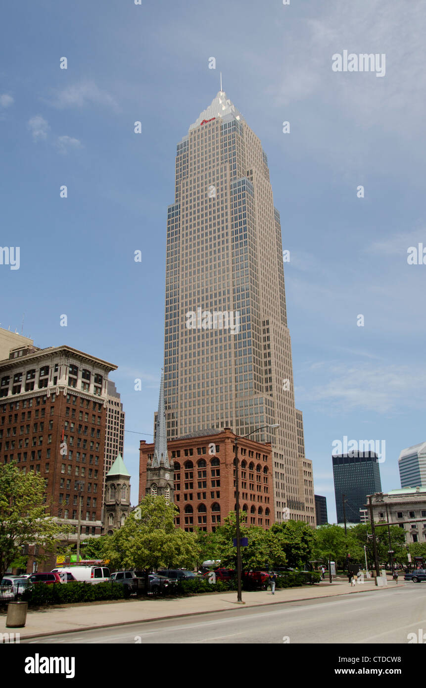 Downtown cleveland ohio building architecture hi-res stock photography ...