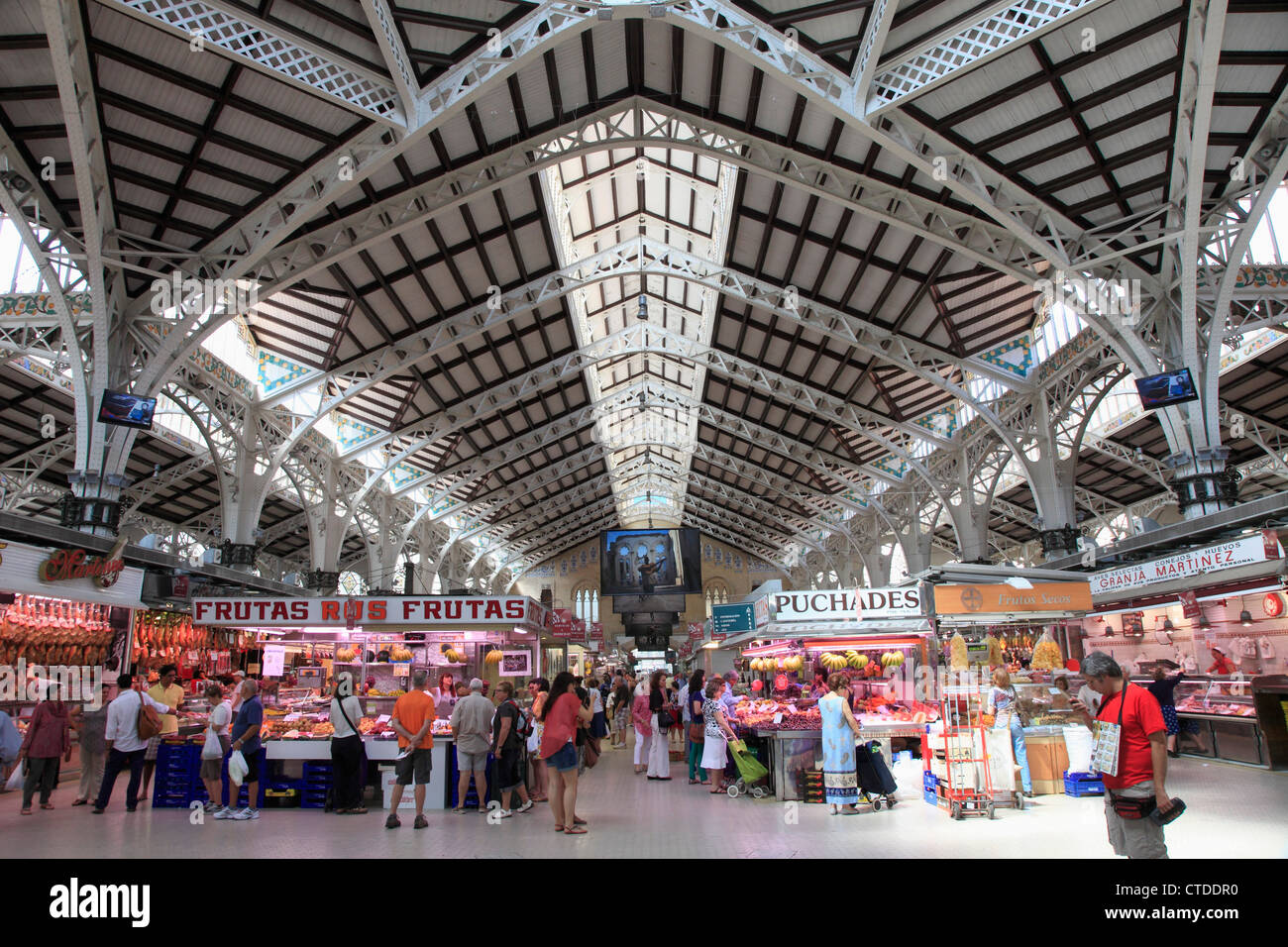 Mercado interior hi-res stock photography and images - Alamy