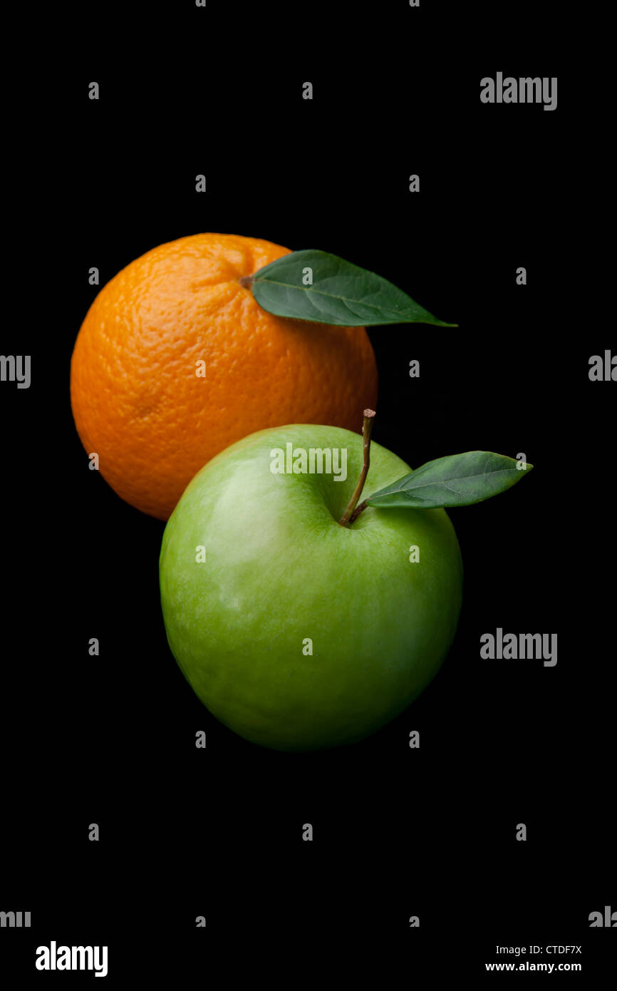 Orange and apple fruits Stock Photo - Alamy