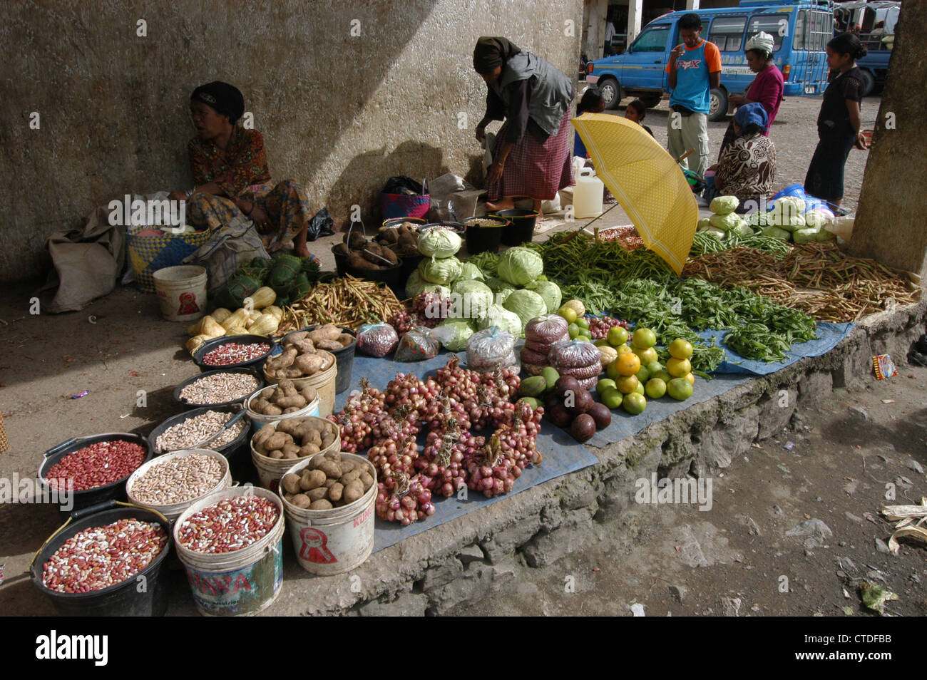 Women timor leste hi-res stock photography and images - Alamy