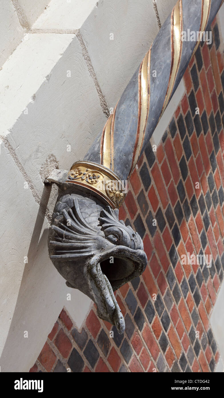 Downspout hi-res stock photography and images - Alamy