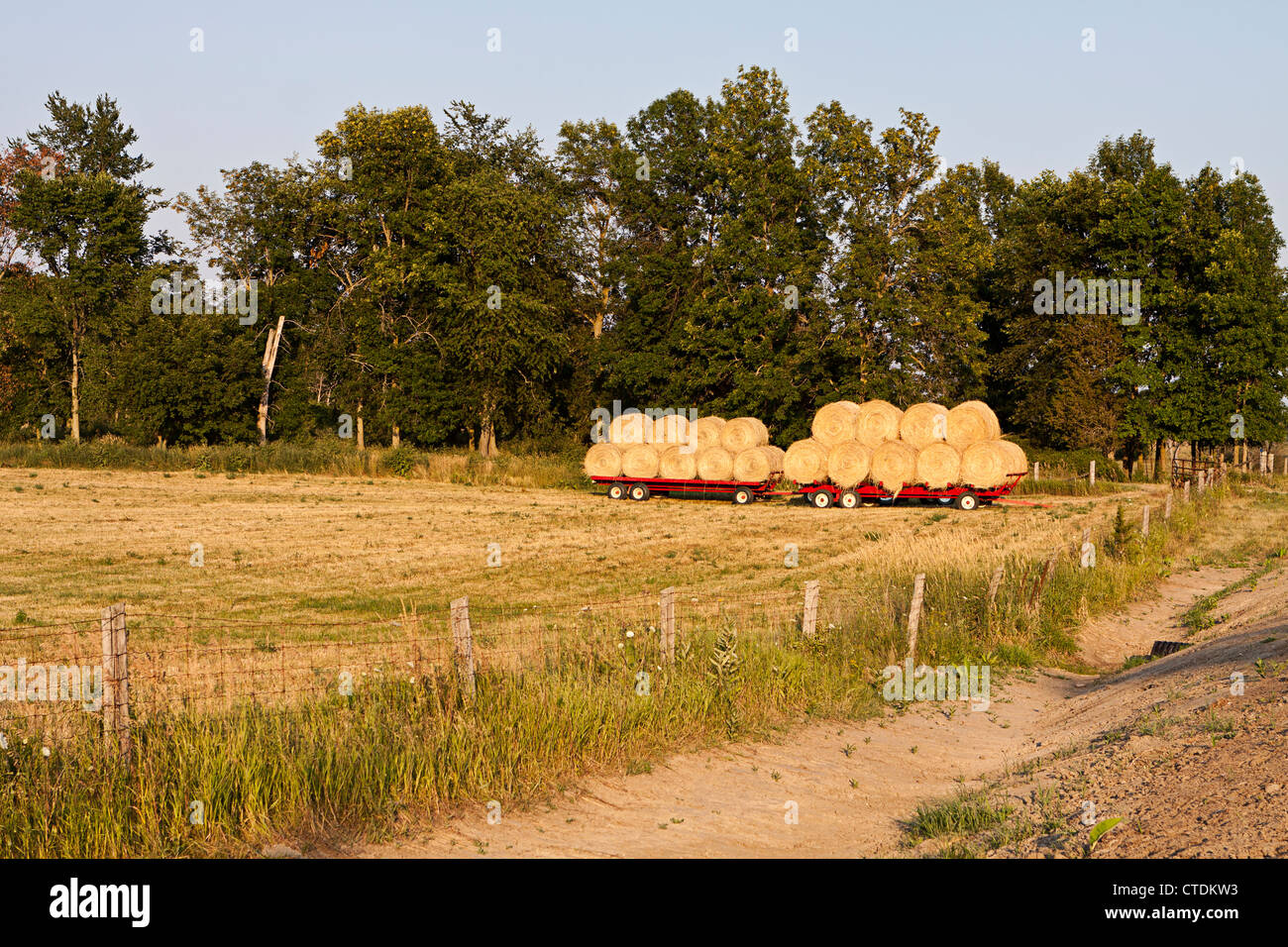 Round rig hi-res stock photography and images - Alamy