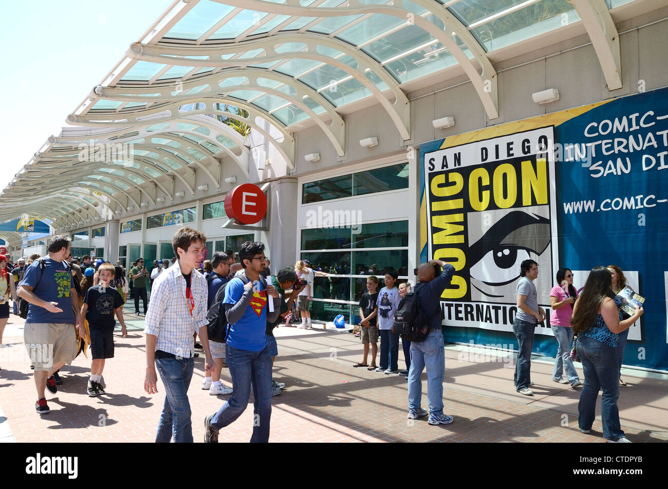 San Diego, USA - July 15, 2012: Comic Con attendees arrive at the ...