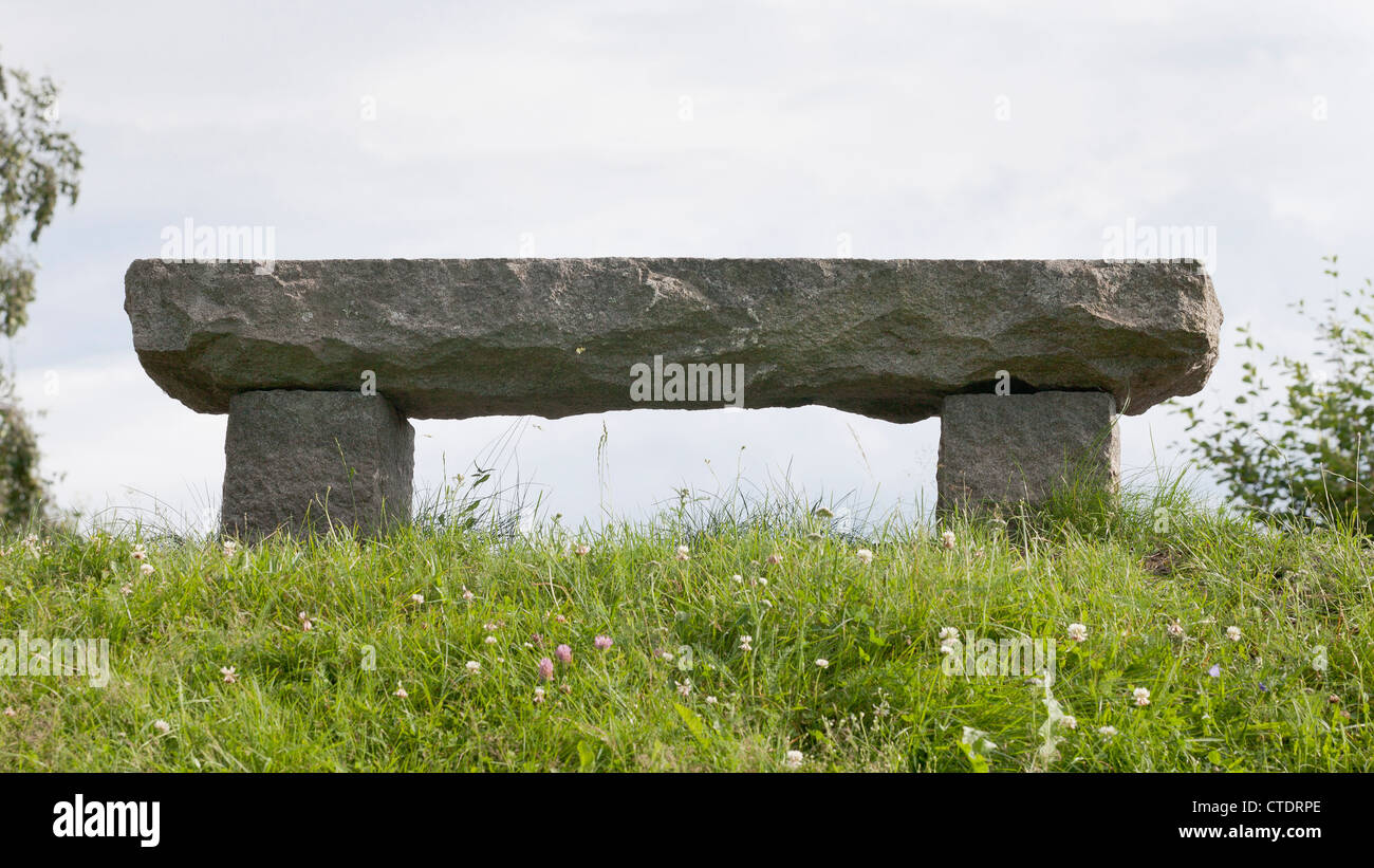 Rock bench hi-res stock photography and images - Alamy