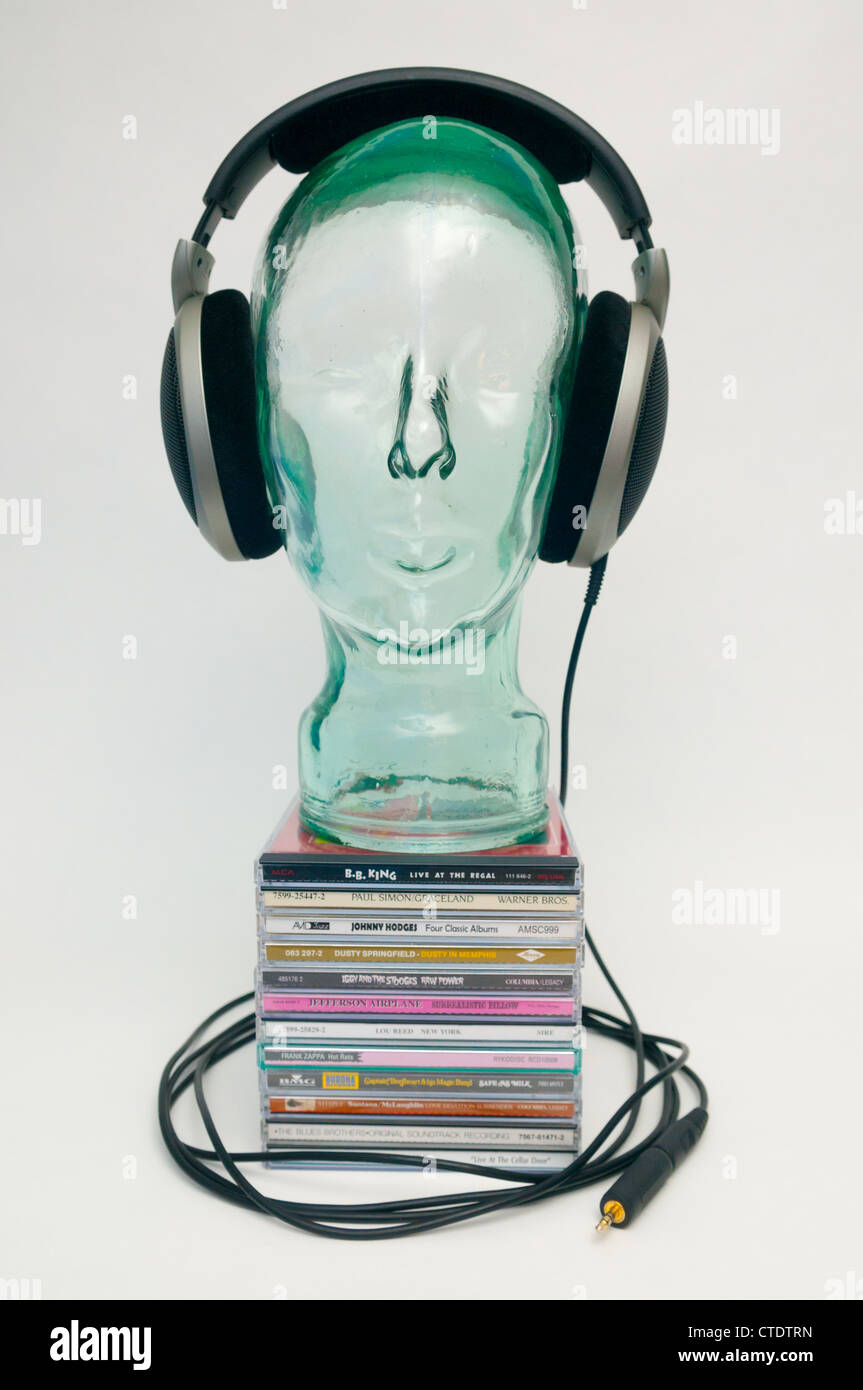 Cd stack music hi-res stock photography and images - Alamy