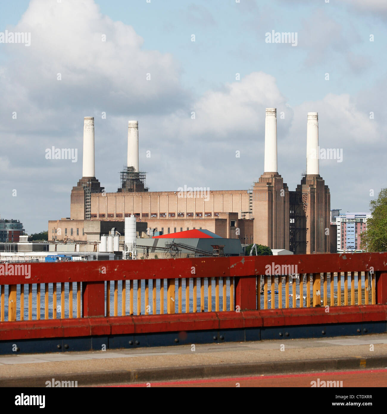 Battersea london architecture hi-res stock photography and images - Alamy